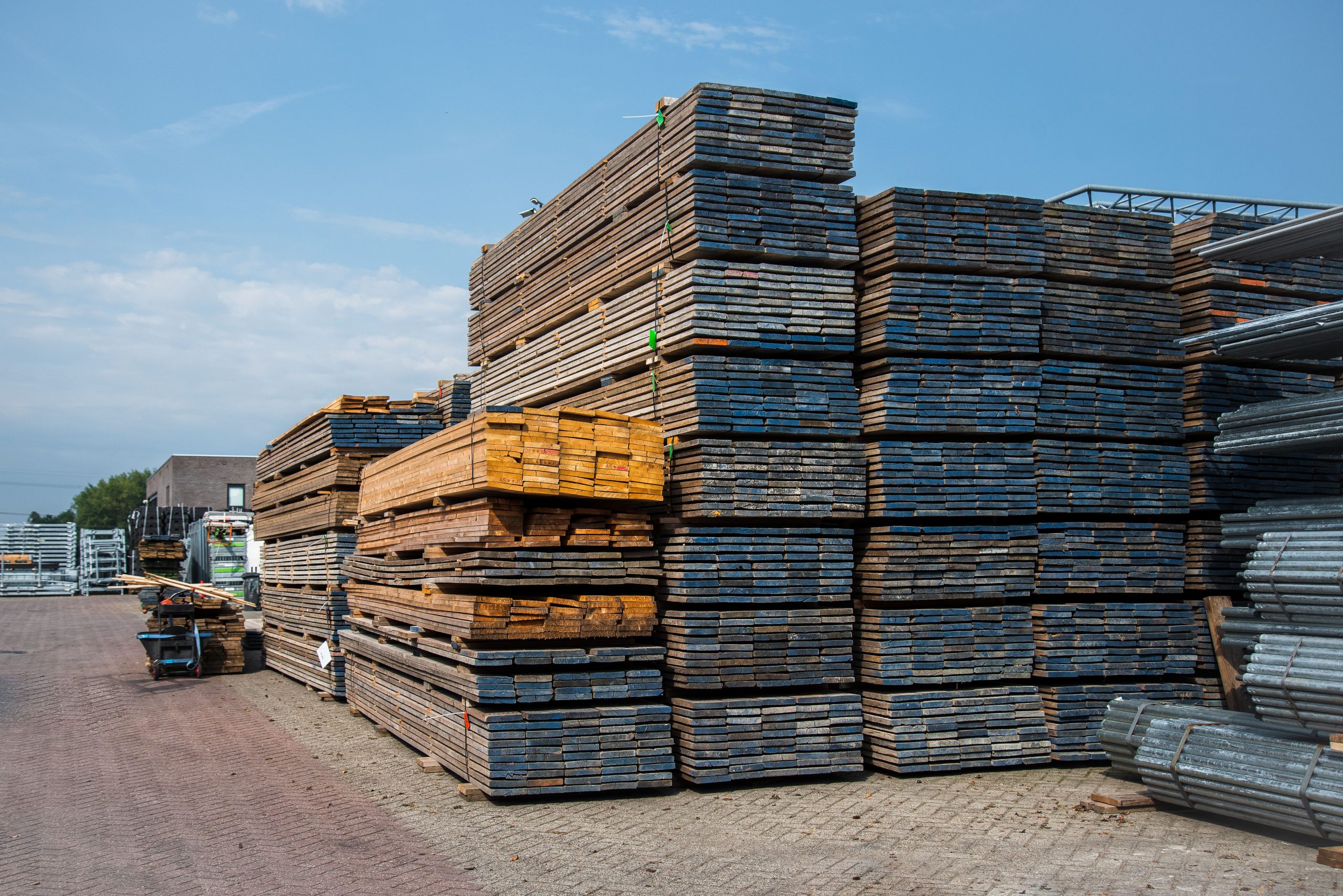 New and used scaffold boards - Building Equipment